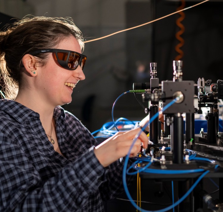 QLab Cardiff – Compound Semiconductor Quantum Technology